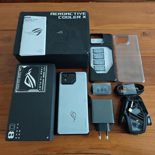 Jual Asus ROG Phone 8 12/256 Resmi Aerocooler - Hitam - Kab. Sidoarjo ...