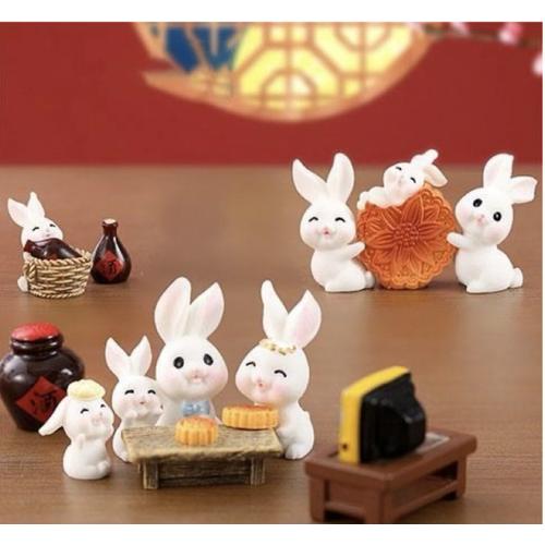 Jual miniatur kelinci dan festival kue bulan utk topper cake , diorama ...
