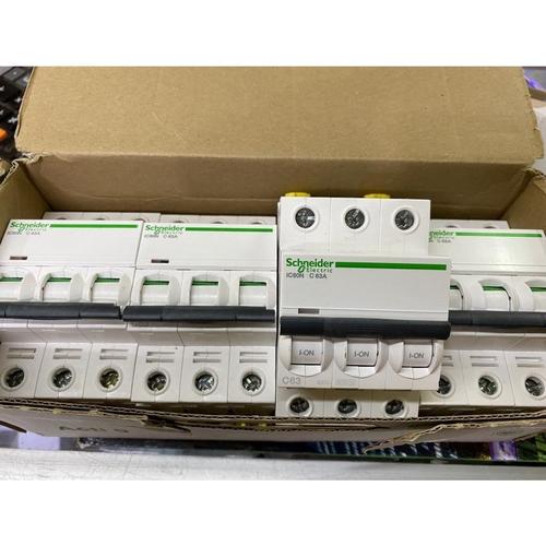 Jual MCB Miniature Circuit Breaker Schneider IC60N 3P 63A 3phase 3 phase - Kota Surabaya - BUNDS ...