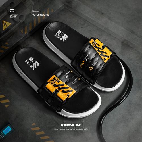 Promo Kremlin Sandal Slide Slop - Dynamo - 43 - Kota Bandung - Kremlin ...