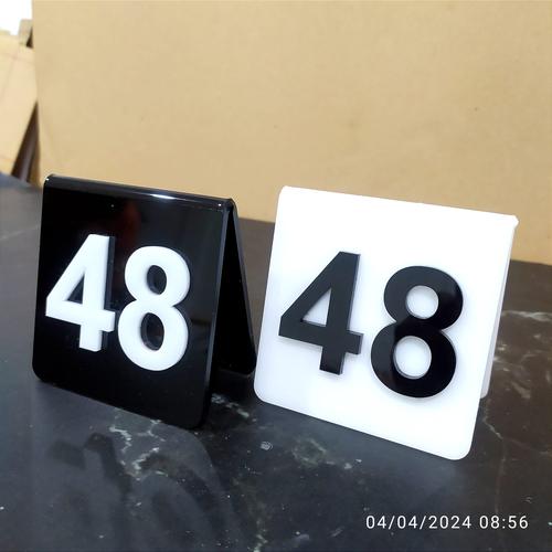 Jual NOMOR MEJA AKRILIK | NOMOR MEJA CAFE ACRYLIC CUSTOM - V - 3MM BASE ...