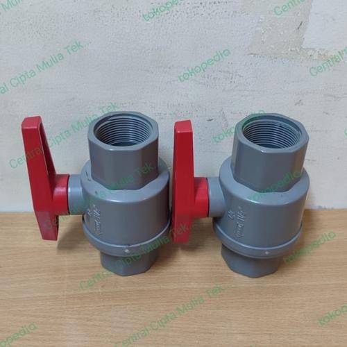 Jual Stop kran PVC Drat 11/4" inch Ball Valve PVC Koneksi Drat DN 32 ...