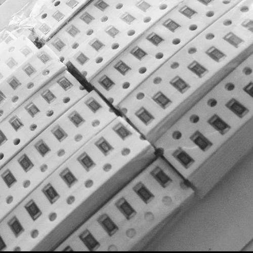 Jual Resistor smd 1206 aneka ukuran 100 102 221 103 333 - 5.1 Ohm ...