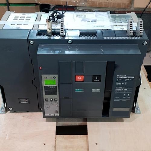 Jual SCHNEIDER ACB MT32 H1B 4P 3200A 85KA 12KV KOMPLIT MOTORIZE UVT AUX - Jakarta Pusat - NURSA ...