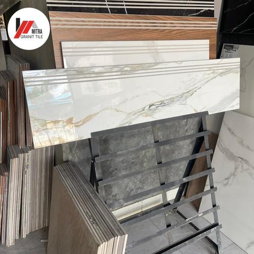 Jual keramik/granit tangga putih garis gold tangga granit tangga 30x120 ...