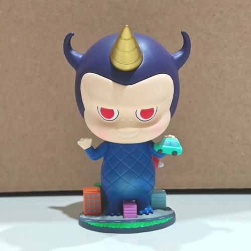 Jual PopMart Kaiju Unicorn Monster Labubu Yaya - Kota Surabaya - Lora's ...