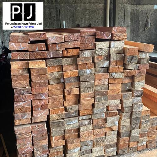Jual Kayu Meranti Merah Oven 400 x 12 x 6 cm / Kayu Balok Kusen Pintu ...