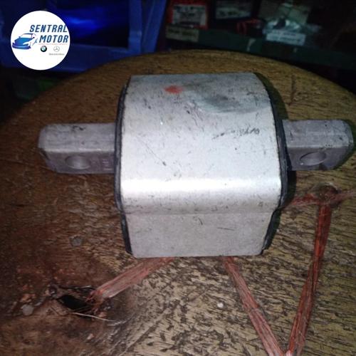 Jual Mounting Transmisi mercy w204 w212 / engine mounting belakang ...