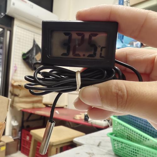 Jual SALE Thermometer Aquarium Digital Probe Alat Ukur Suhu Mini ...