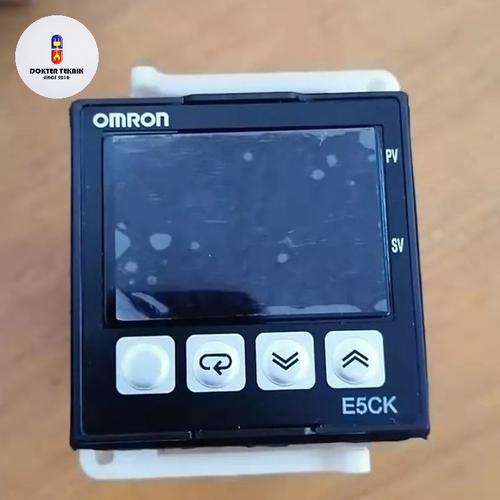 Jual E5CK-AA1-500 Omron Digital Temperature Controller New Model Baru E5CKAA1500 E5CK AA1 500 ...