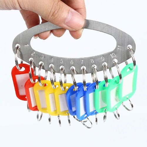 Jual 30 Lubang Gantungan Kunci Dan Nama Tag / Gantung Key Ring Dan Nama ...