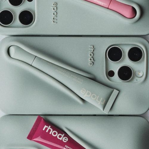 Jual Rhode Lip Phone Case - 15 pro - Kab. Badung - findmesomething ...