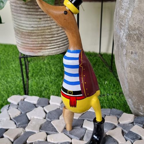 Jual Patung Bebek Bahan Kayu Dengan Bentuk dan Ukuran Yang Beragam ...