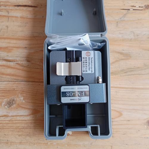 Jual fiber cleaver fujitomo FM08 high precision - cleaver jfo 20s ...