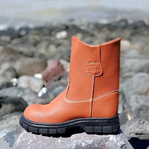 Jual Sepatu safety,sepatu proyek boot - 39 - Kota Surabaya - Irfan Jaya ...