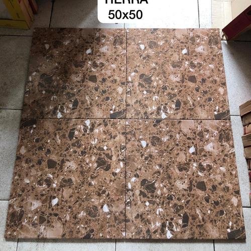Jual Keramik 50x50 lantai dinding imperial brown glossy - Kab. Bogor ...
