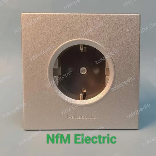 Jual PANASONIC Stop Kontak Minimalis Silver/Stop Kontak Silver 1 Gang ...