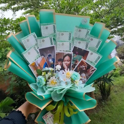 Jual buket uang 20 ribu, 10 lembar dan foto 5 lembar ( foto sesuai ...