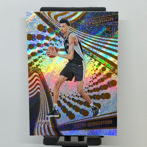 Jual Victor Wembanyama Leonard Miller RC Revolution 23 24 NBA Card ...
