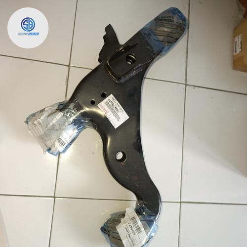 Jual 48068-0k080 lower arm Rh innova old dan reborn original - Kota ...