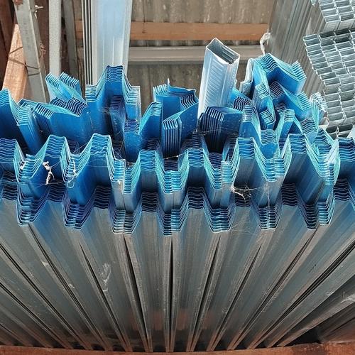 Jual RENG BAJA RINGAN/reng baja - Kab. Tangerang - GSBANGUNAN | Tokopedia