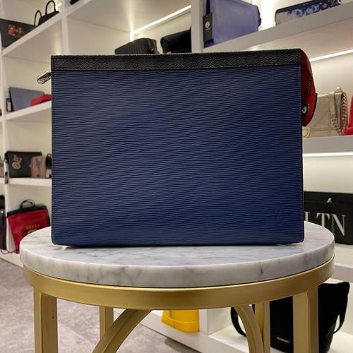 Jual Louis Vuitton Blue Taiga Damier Voyage Clutch 1 - Kota Tangerang ...