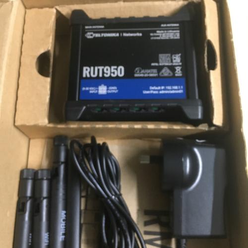 Jual TELTONIKA RU950 4G LTE INDUSTRIAL CELLULER ROUTER - Jakarta Pusat ...