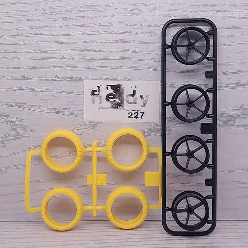 Jual Tamiya Velg Large (Black) + Ban Hard Large Arched (Yellow ...
