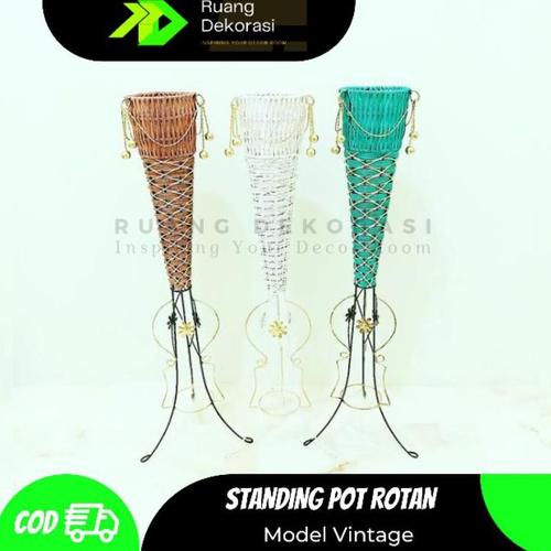 Jual Standing Pot Bunga Besi Pot Bunga Rotan Rak Bunga Besi Vas Anyaman ...