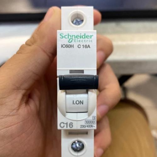 Jual MCB IC60H 1P 6A/10a/16A/20A 10KA Schneider - Jakarta Pusat ...