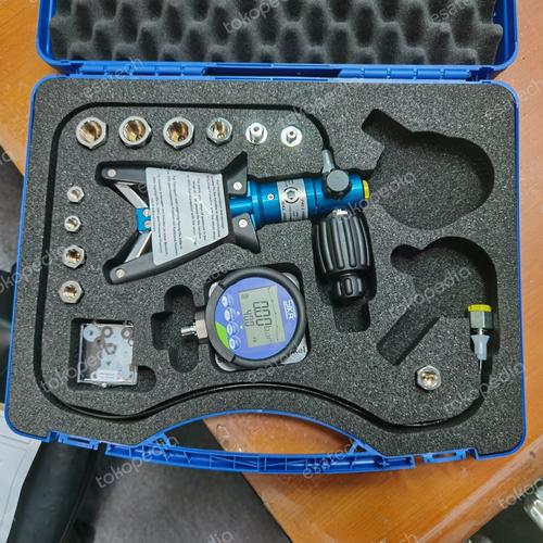 Jual Sika Hand Pump Pressure Calibrator - 1 to 40 Bar Complete With ...