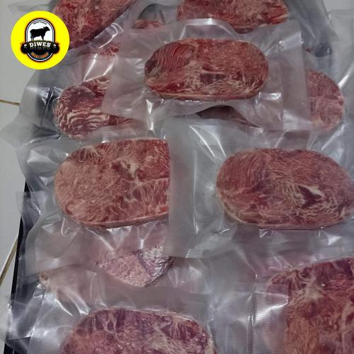 Jual Beef Wagyu Meltiqud Sirloin Tenderloin 1kg - 200g, tenderloin ...