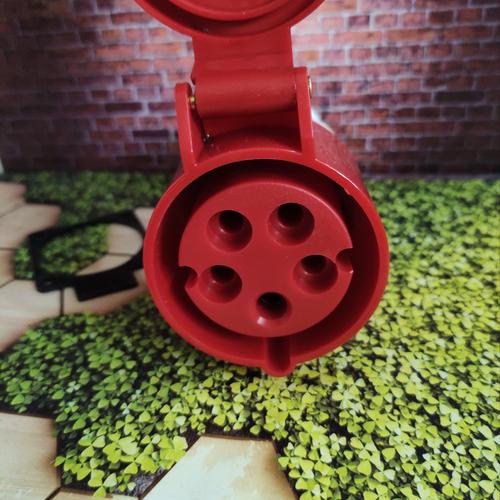 Jual Industrial Surface Mounting Socket 5 Pole 5Pole 32 A CEE 125 5Pin ...