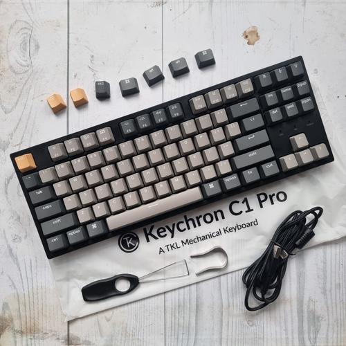 Promo Keychron C1 Pro QMK/VIA Wired Mechanical Keyboard, RGB Backlight ...