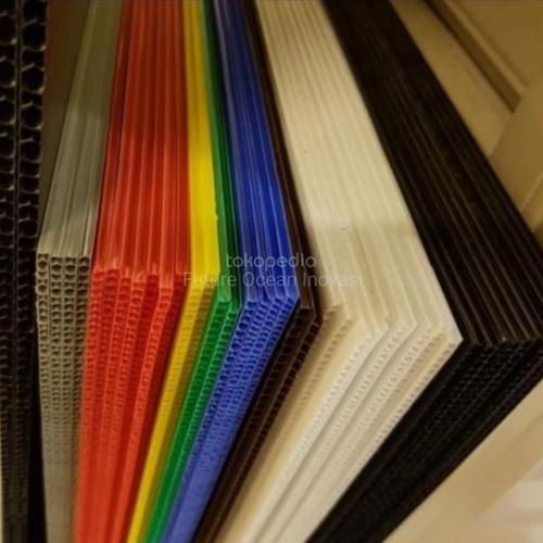 Jual sheet impraboard - infraboard lembaran PP costum putih - hitam ...
