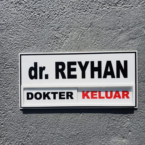 Jual Signboard akrilik tanda ruang dokter bisa geser | Tanda Ruang ...