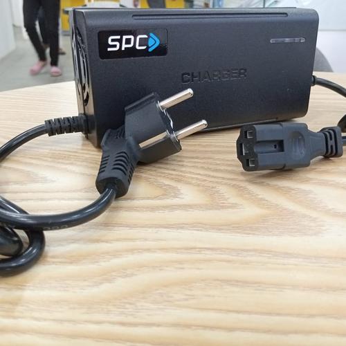 Jual charger sepeda listrik Merk SPC Garansi 1 tahun - 60 volt / 20 ah ...