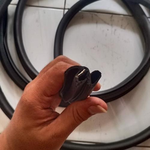 Jual karet balon pintu / karet bagasi /karet peredam pintu bagasi mobil ...