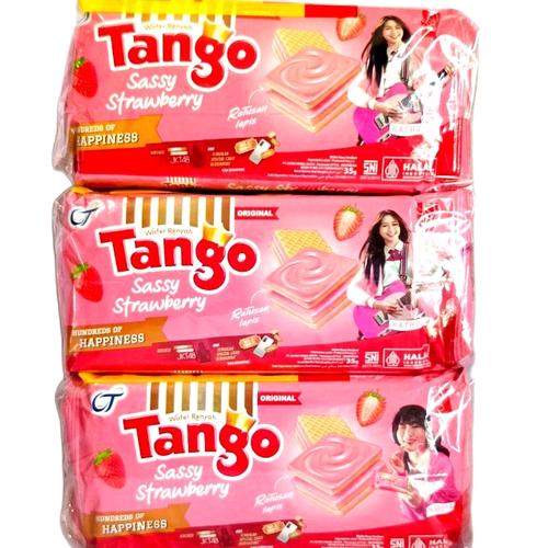 Jual TANGO Wafer Edisi JKT48 Rasa Sassy Strawberry 35gr Isi 10pcs ...