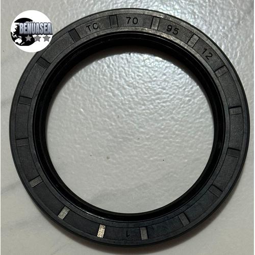 Jual OIL SEAL TC 70X95X12 NBR TC 70 95 12 NBR TC 70*95*12 NBR TAIWAN ...