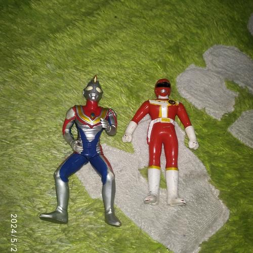 Jual figure set Ultraman Dyna dan power rangers vintage - Jakarta Barat ...