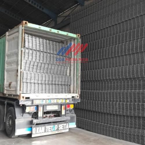 Jual Besi Wiremesh M6 x 2.1 x 5.4mtr (spasi 15 x 15 cm) - Kota Surabaya ...
