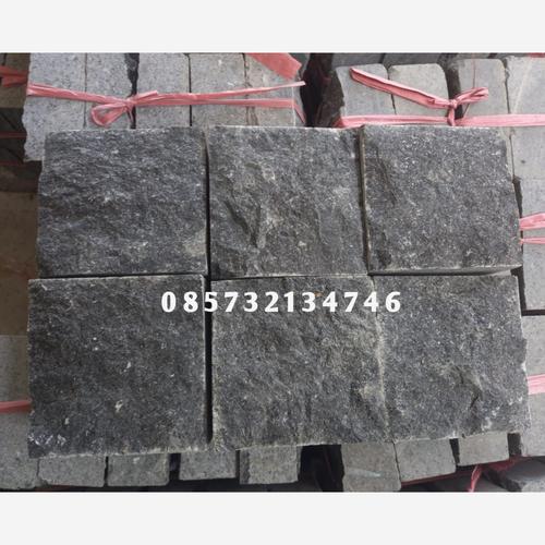 Jual Andesit Carport Hitam Natural 10x10x3cm - Kab. Tulungagung - Batu ...