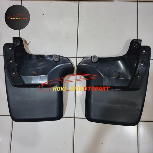 Jual Mudguard karpet lumpur Fortuner VRZ Bagian Belakang Original Harga ...