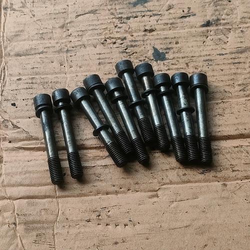 Jual Baut Samping Blok Mesin Nissan RD/RE/RF8/RF10 Ori - Kota Semarang ...