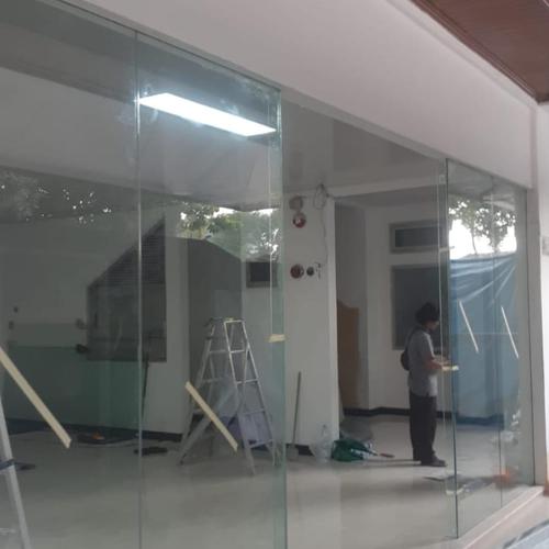 Jual pintu kaca frameless - Jakarta Barat - pt.maju kaca & alumunium ...