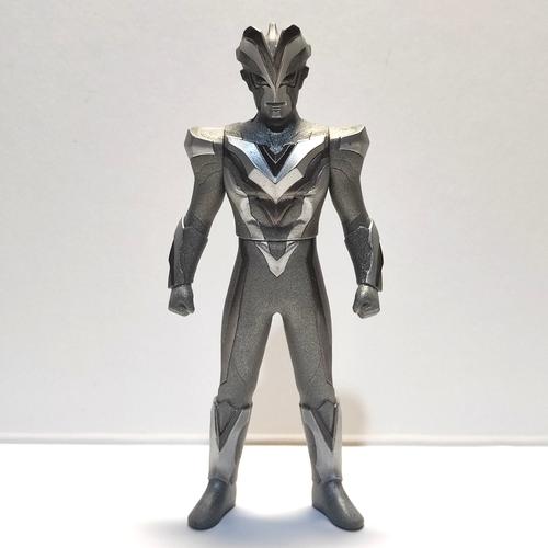 Jual BANDAI ULTRAMAN VICTORY SILVER METALIC SERIES 50th YEAR ...
