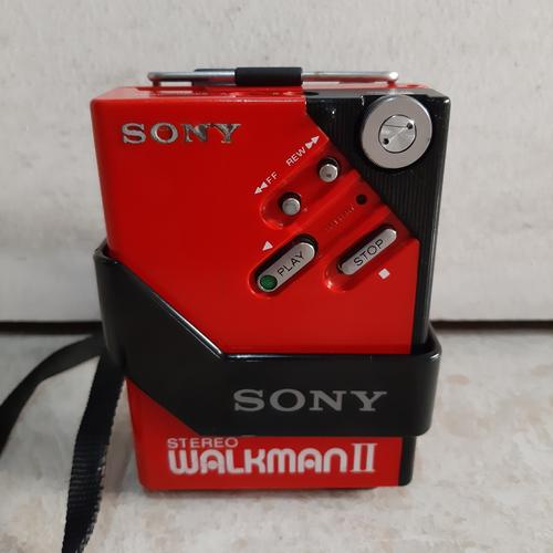 Jual Sony Walkman WM-2 Red Very Rare Vintage Retro Style 1980 Normal ...