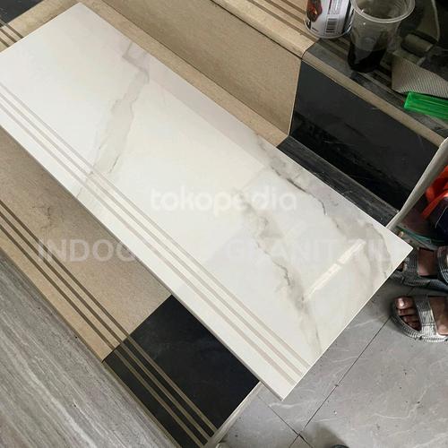 Jual granit tangga glosi 30x80 indogress florence stepnosing custom ...