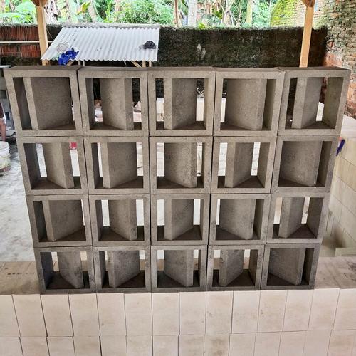 Jual Roster beton / Roster semen / Roster minimalis / Bata roster - Abu ...